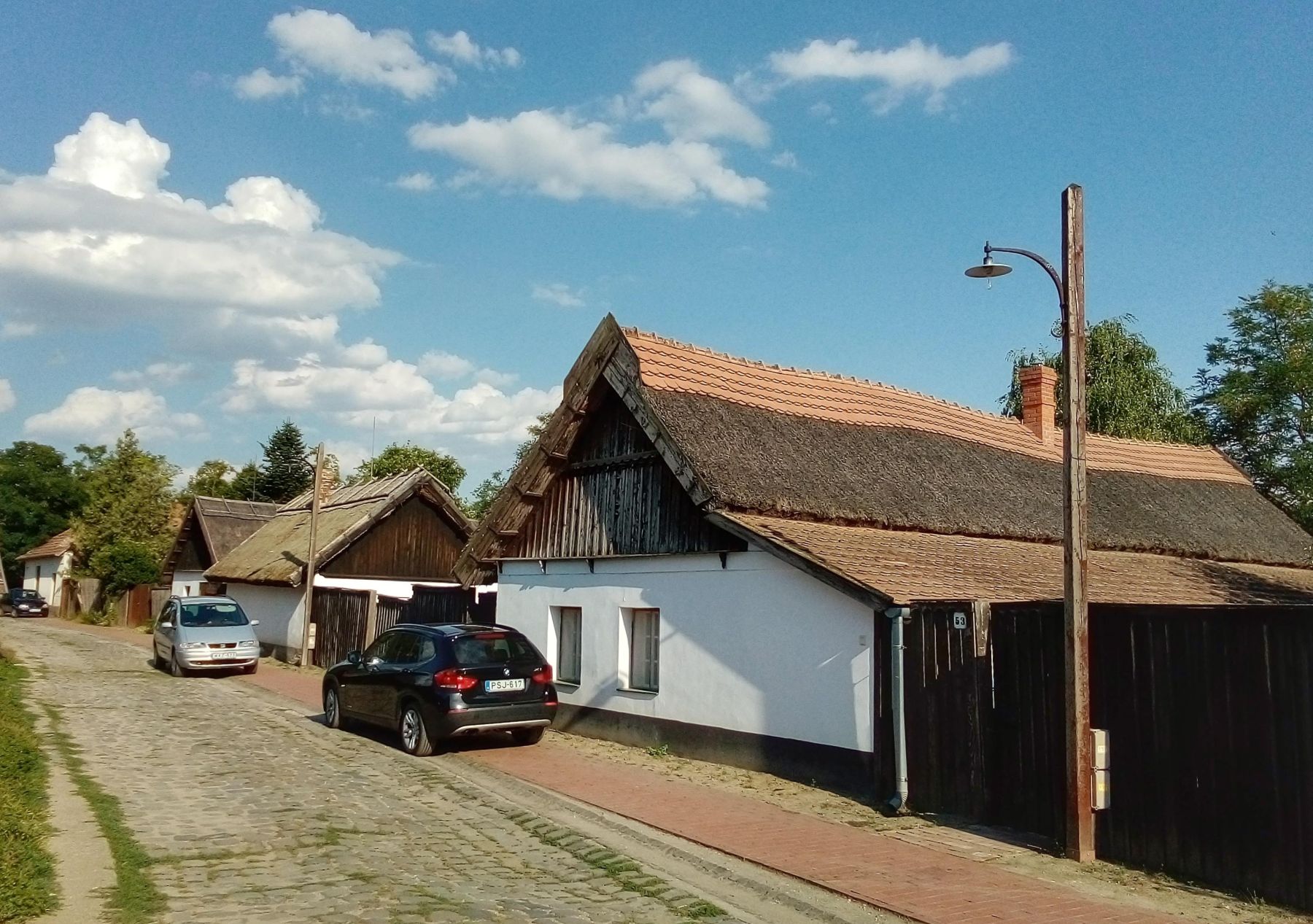 Csongrád – Belsőváros a város szélén, szecessziós ragyogás és a fahíd ...